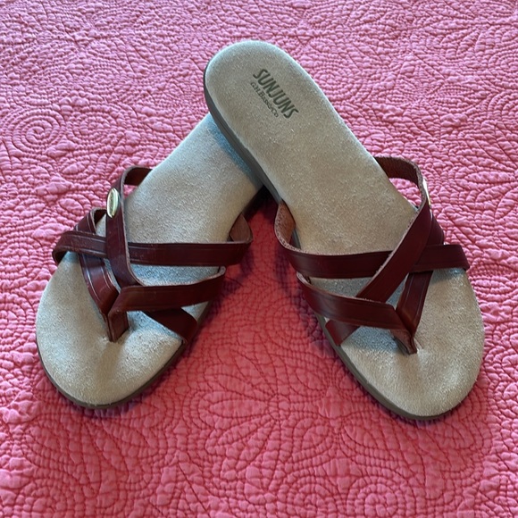 G.H. Bass & Co. | Shoes | Ghbass Co Sz 8 Sunjuns Sharon Leather Thong ...
